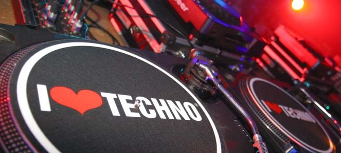Jeff Mills & Laurent Garnier @ I Love Techno 99. Old Techno set